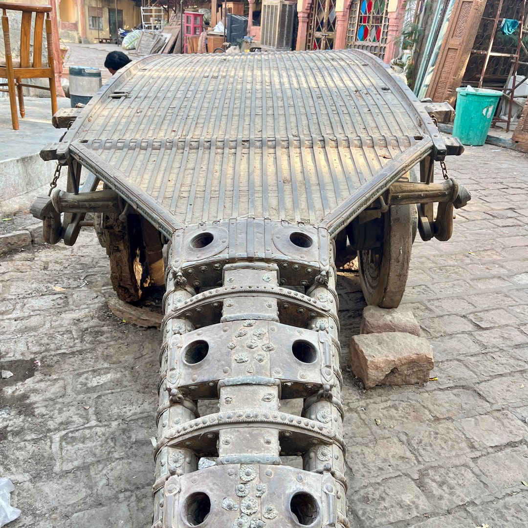 Traditional Bullock Cart, Brown Old Wooden Bull Cart, Museums Art ...