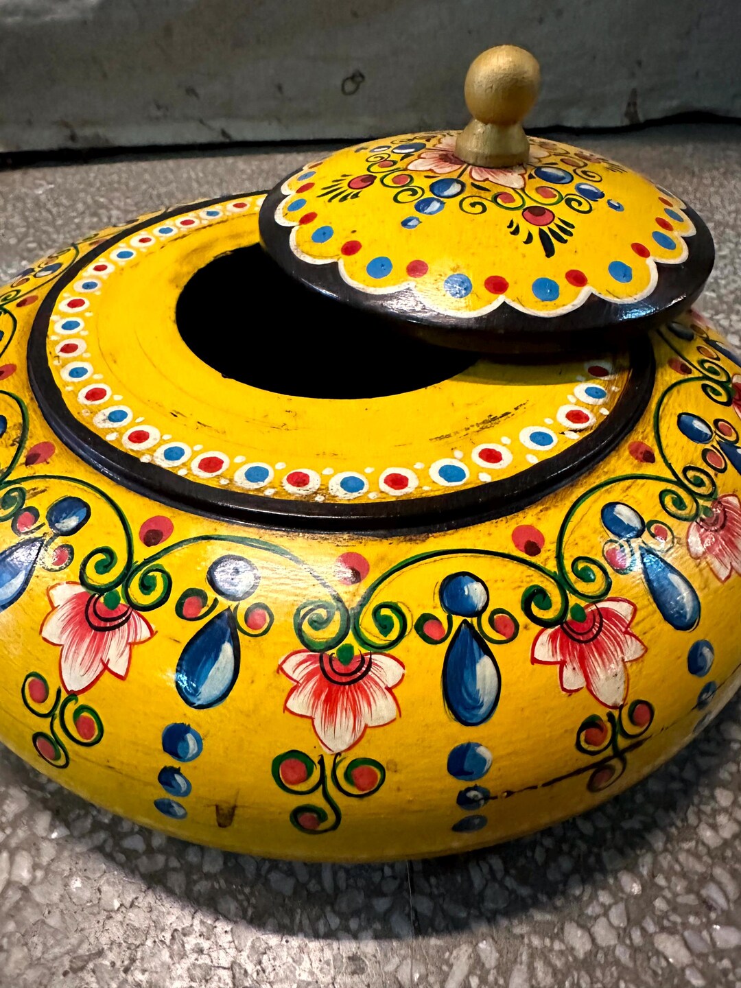 Yellow Colored Wood Box, Decorative Jewelry Wooden Box, Carved Round ...