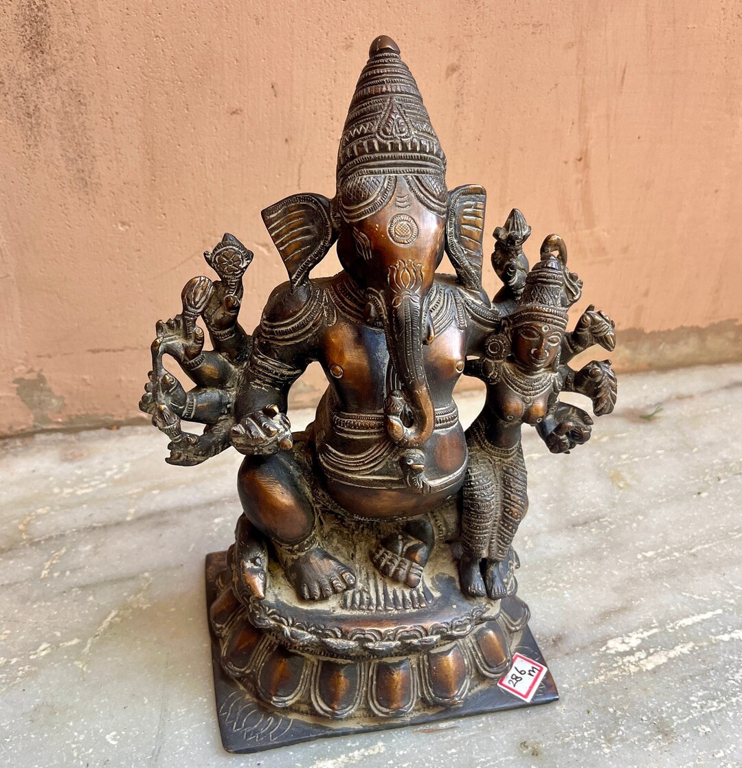 Old Hindu God Deity, Lord Ganesha Bronze Carved Statue, Indian Bronze ...