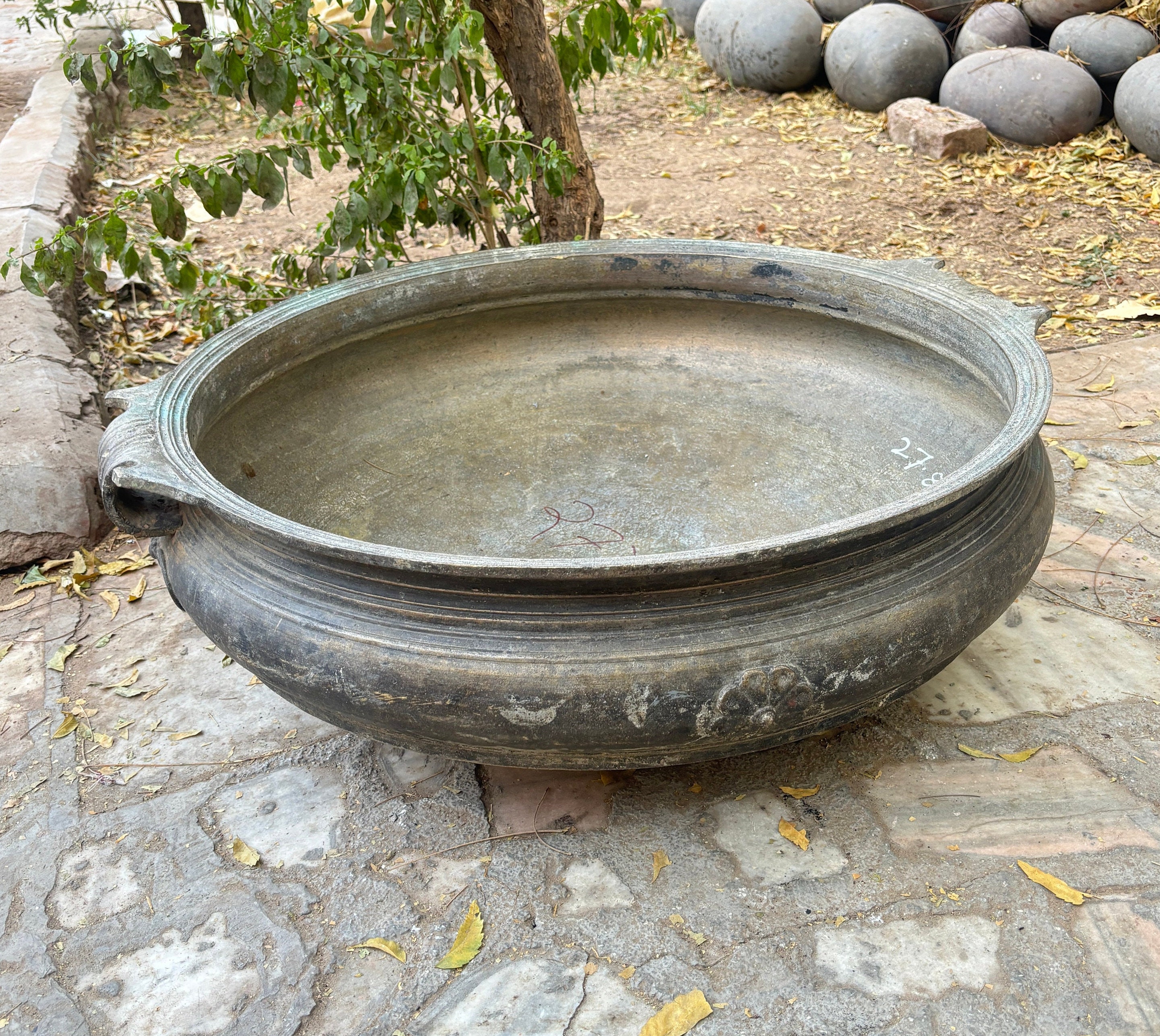 Decorative Floating Flowers Utensil Urli, Indian Bronze Art, Urli Decor ...