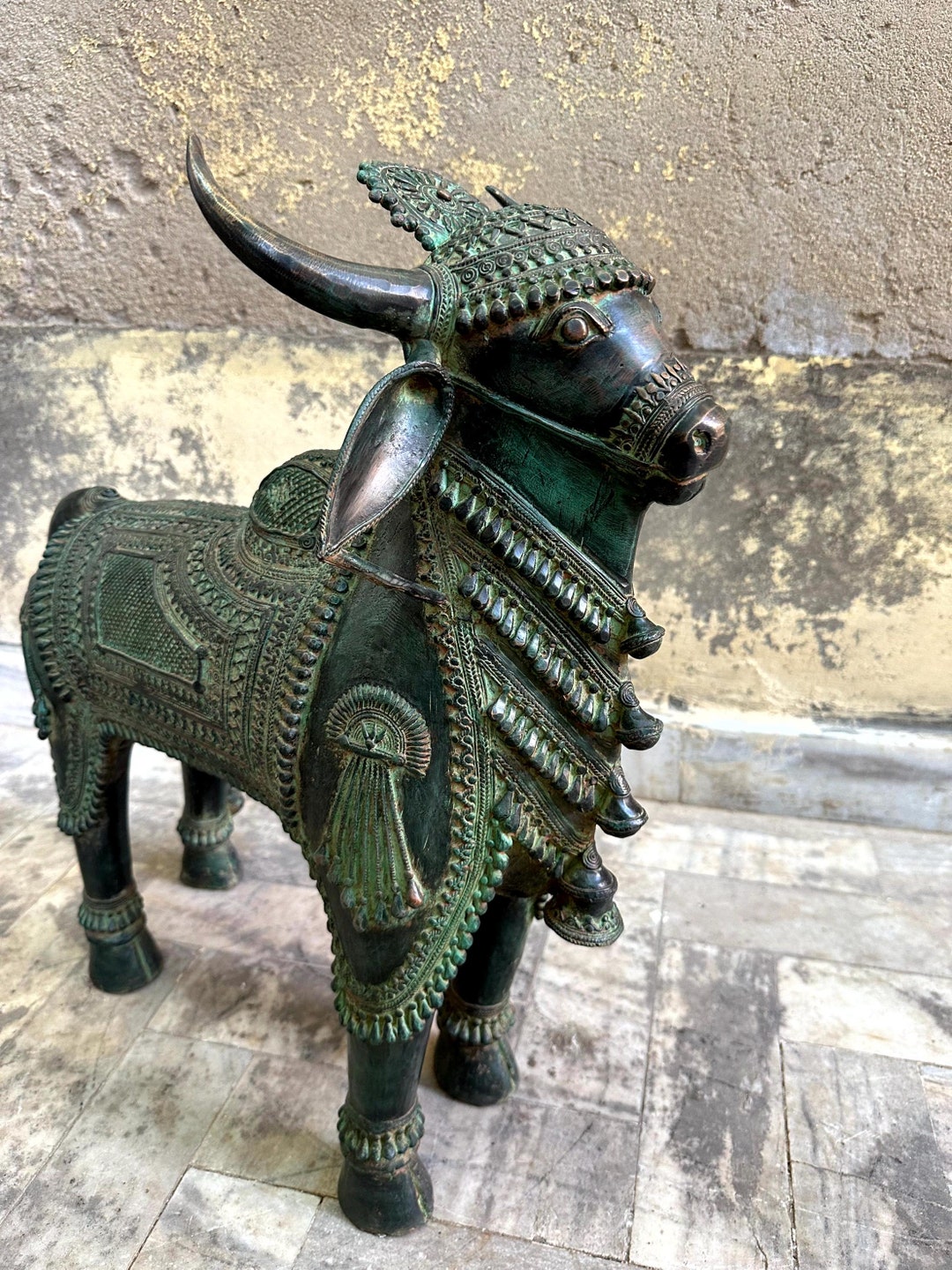 Black Bronze Nandi Cow Statue With Full Jewelry | Hindu Statue | Cow ...