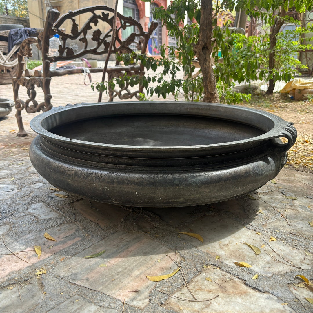 Collectible Kerala Uruli, Decorative Floating Flowers Utensil Urli ...