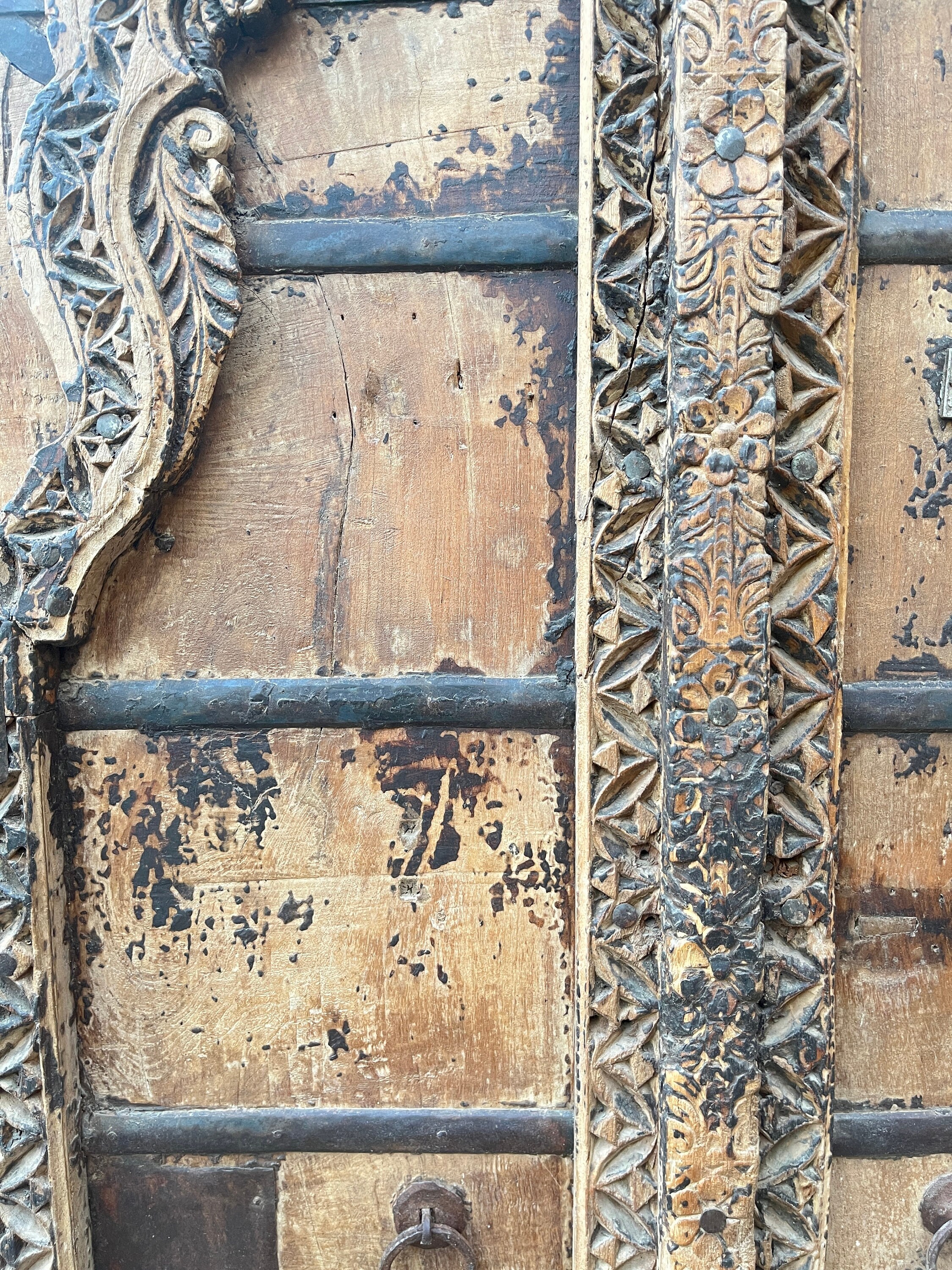 Wooden Carved Distressed Door, Ethnic Wall Decor, Indian Handicraft ...