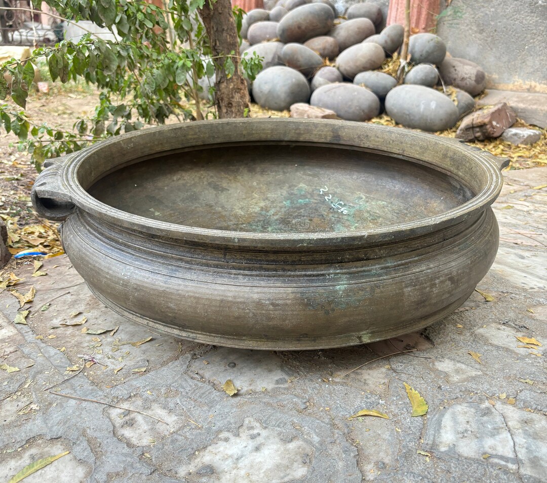 Collectible Kerala Uruli, Decorative Floating Flowers Utensil Urli ...