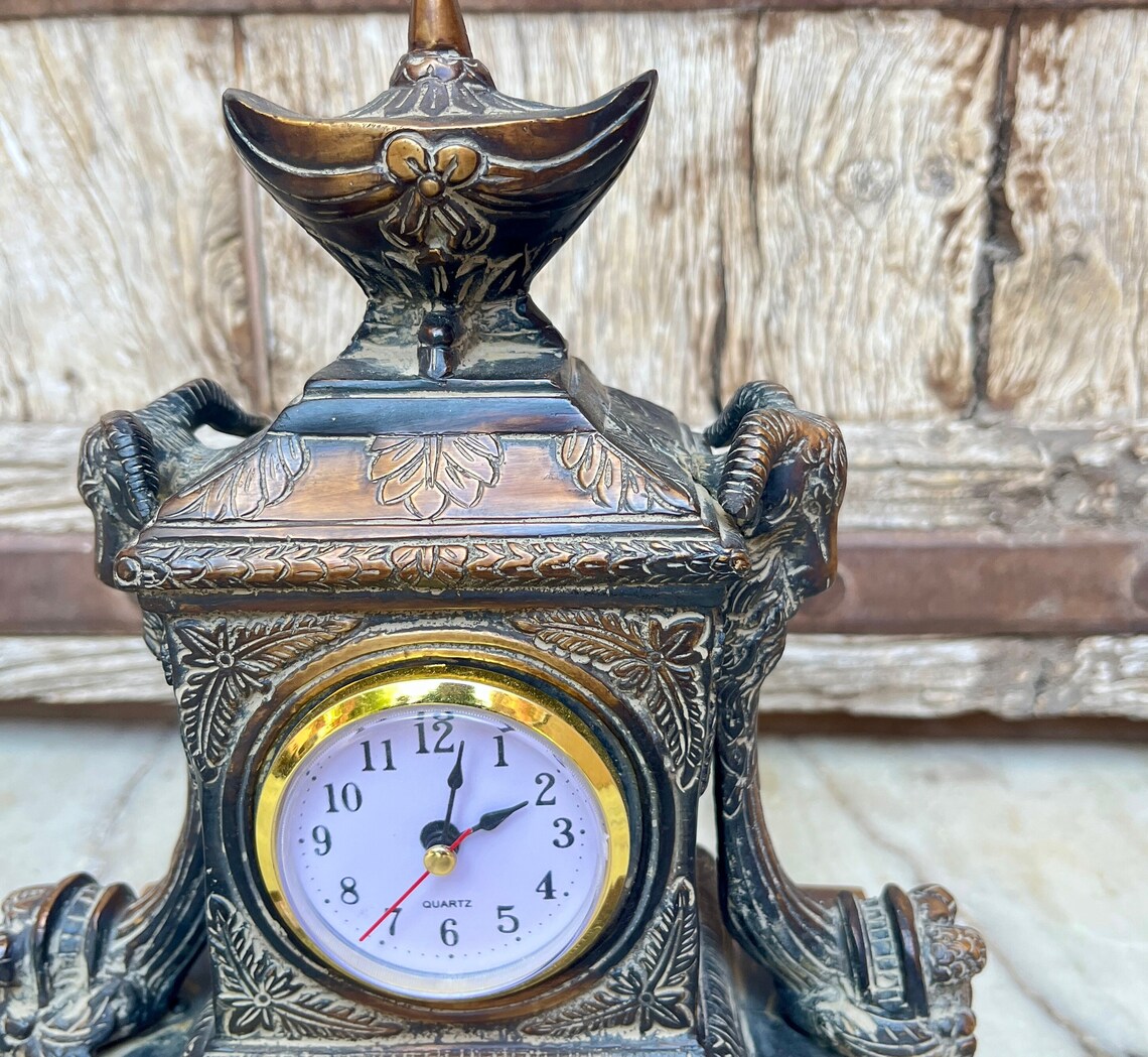 Bronze Roman Counting Tabletop Clock, Vintage Style Stand Clock, Unique ...