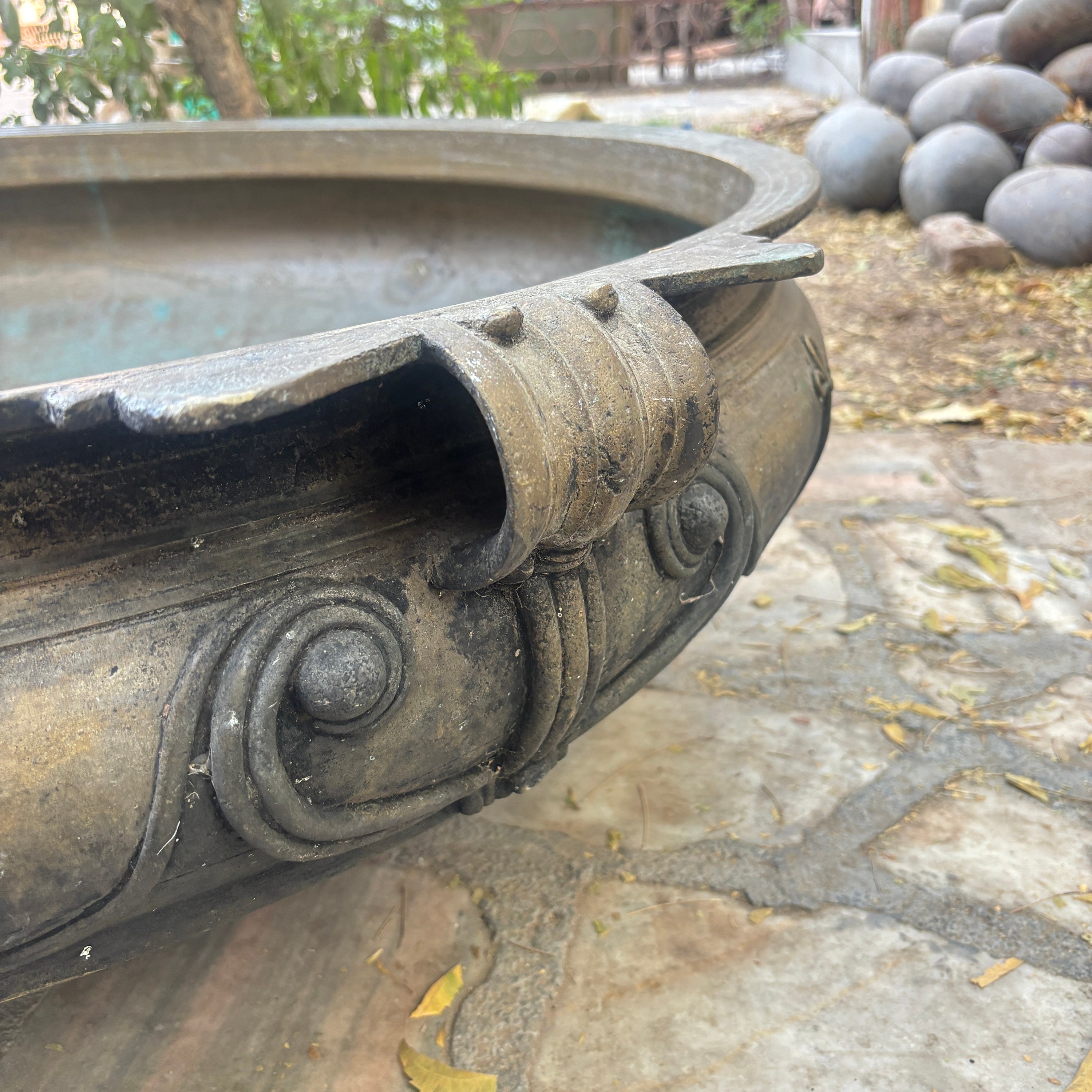 Kerala Uruli, Large Bronze Round Urli Bowl, Indian Bronze Art, Urli ...