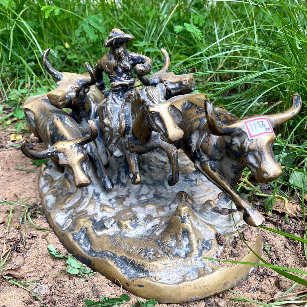 4 Bulls With Horse Rider, Bronze Bull Race, Bulls Sculpture, Animal Art ...