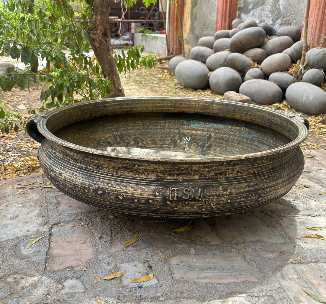 Traditional Bowl Urli, Old Brass Round Urli Bowl, Indian Brass Art ...