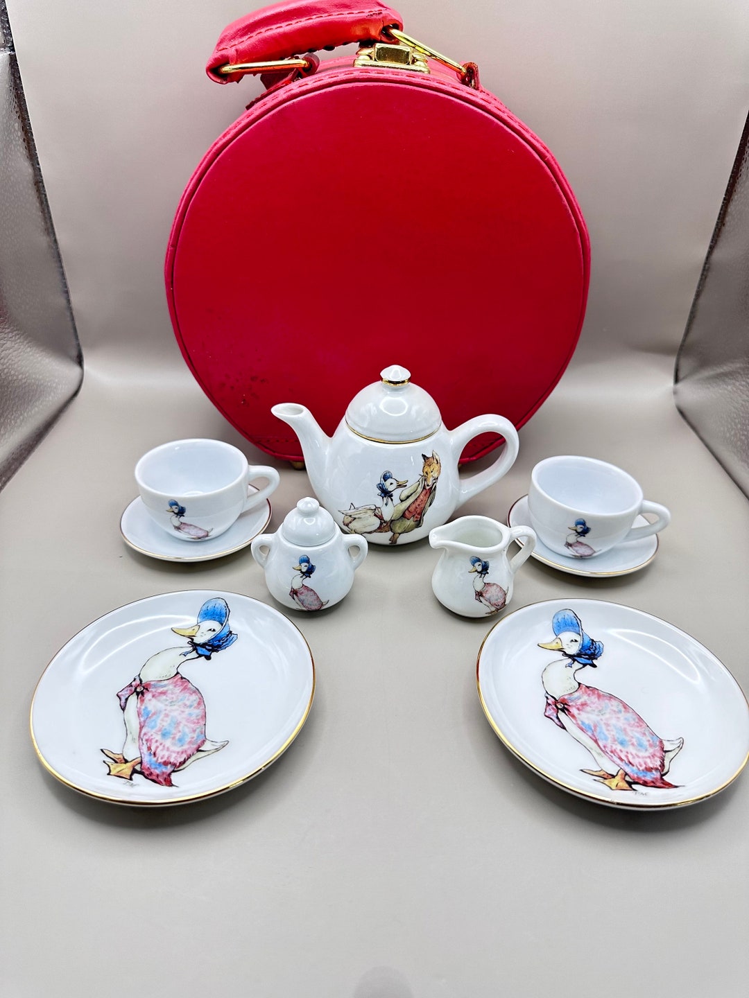 World of Beatrix Potter Miniature Tea Set in Leather Case Rare Jemima ...