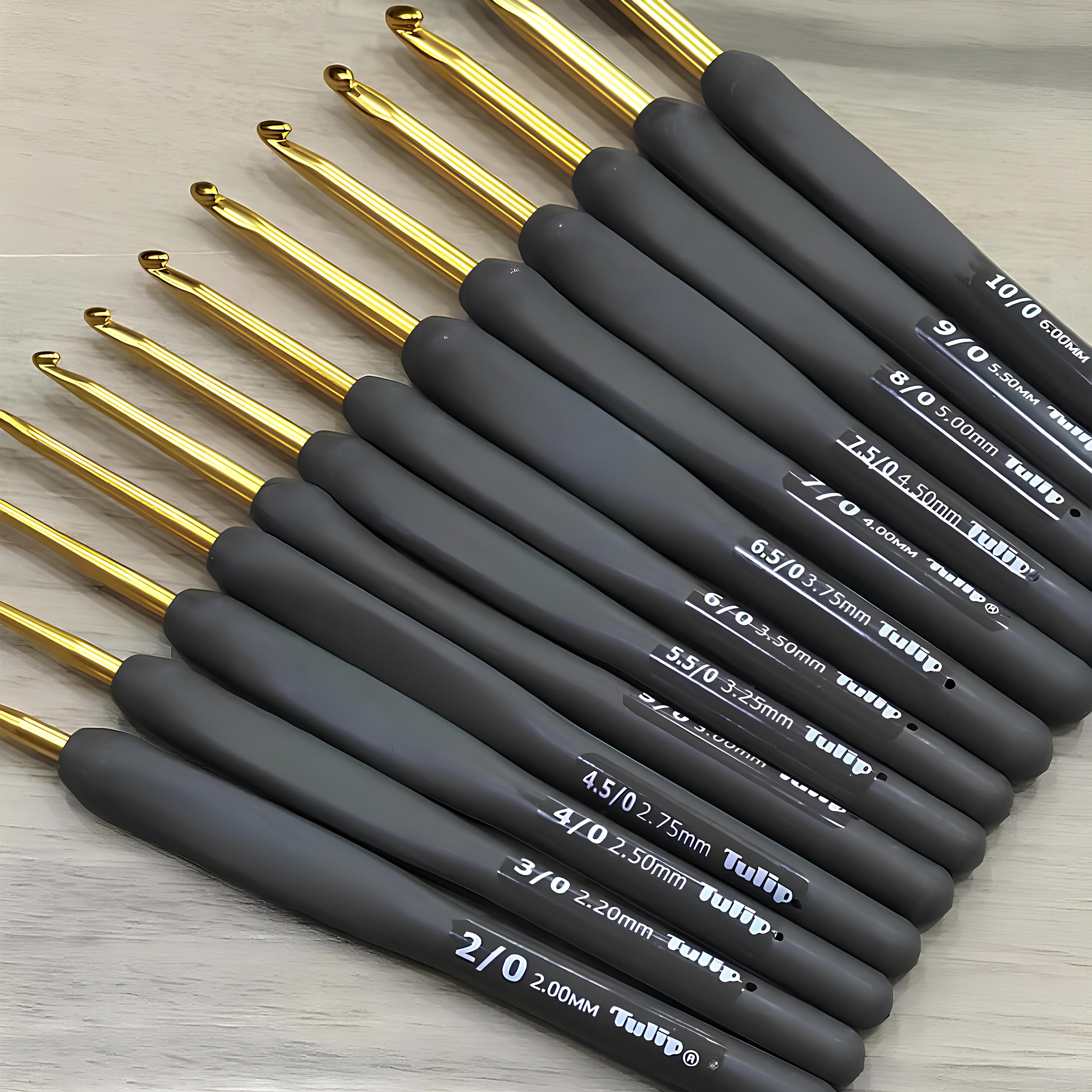 Set of 3 Tulip Etimo Mind Crochet Hook Set for Amigurumi Hooks Black ...