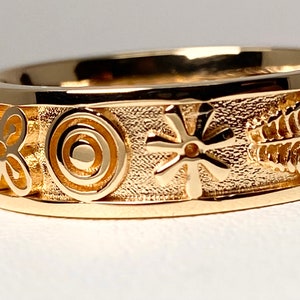 Custom Gold Adinkra Wedding Band - Etsy