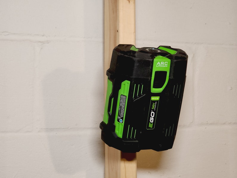 Angled Wall Mount for EGO Batteries – Space-saving Design, PETG Plastic ...