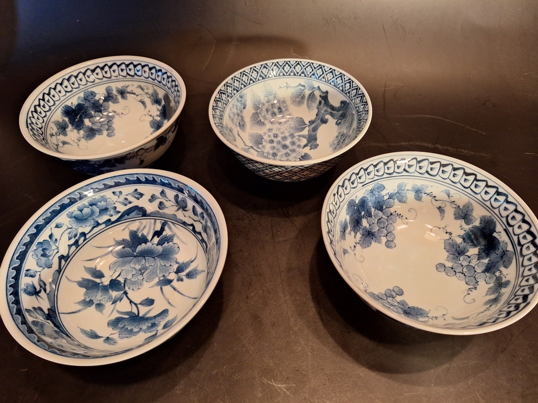 Vintage Japanese Bowls, Grapevine and Floral Patterns, Set of 4 - Etsy