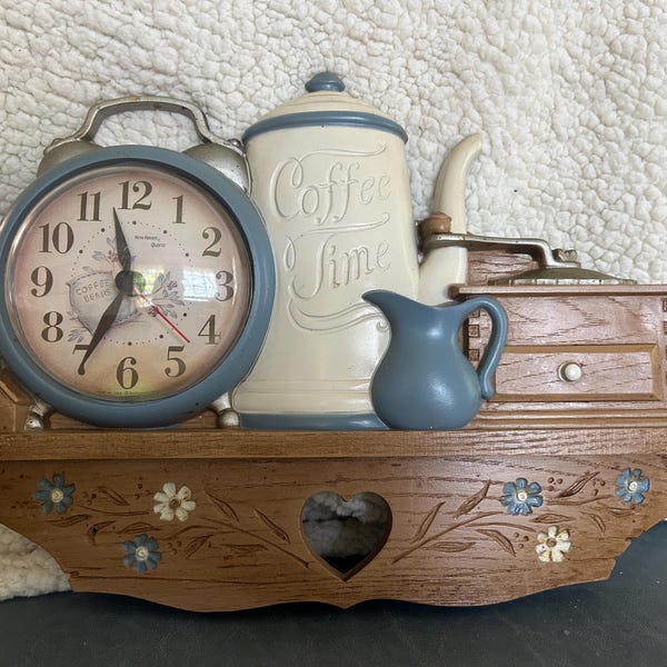 Vintage 1980's Wall Clock - Etsy
