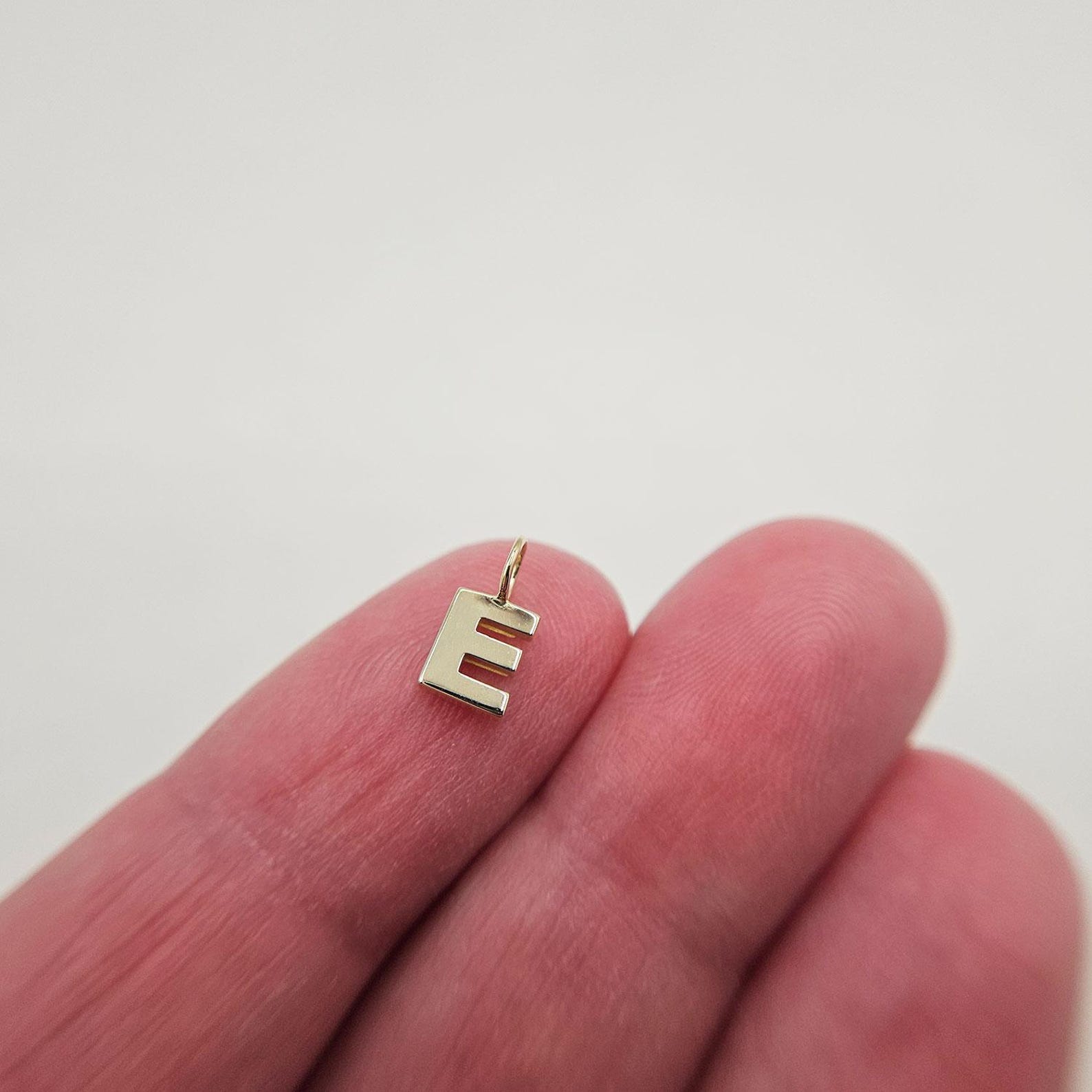 Small Dainty 9ct Yellow Gold Initial Letter E Charm Pendant - Etsy