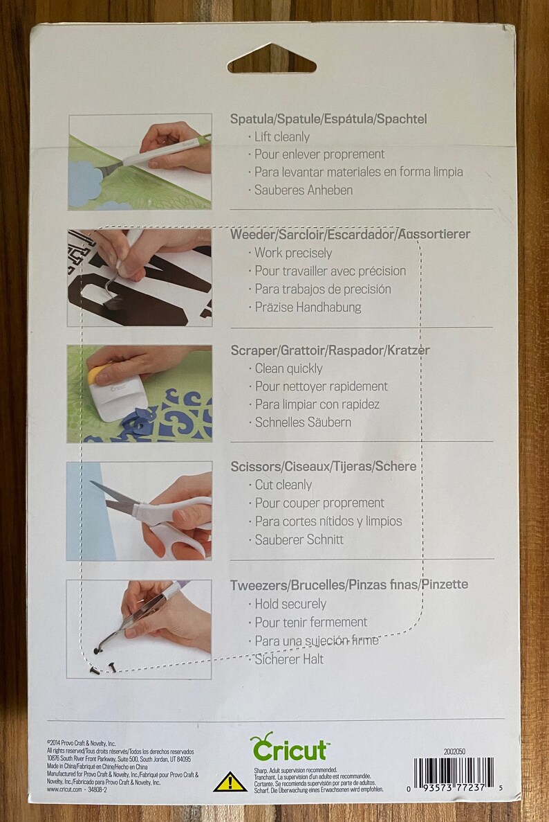 Cricut Basic Tool Set, 6 Piece Tools for Using Cricut, Includes Spatula, Weeder, Scraper ...