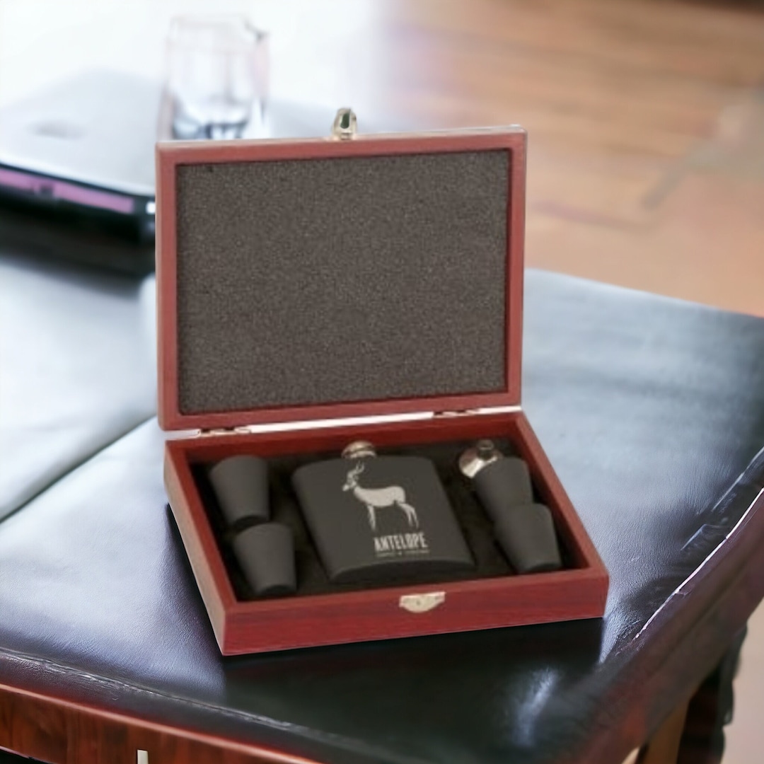Personalized Flask Box Set in Wood Box, Stainless Steel, Matte Black ...