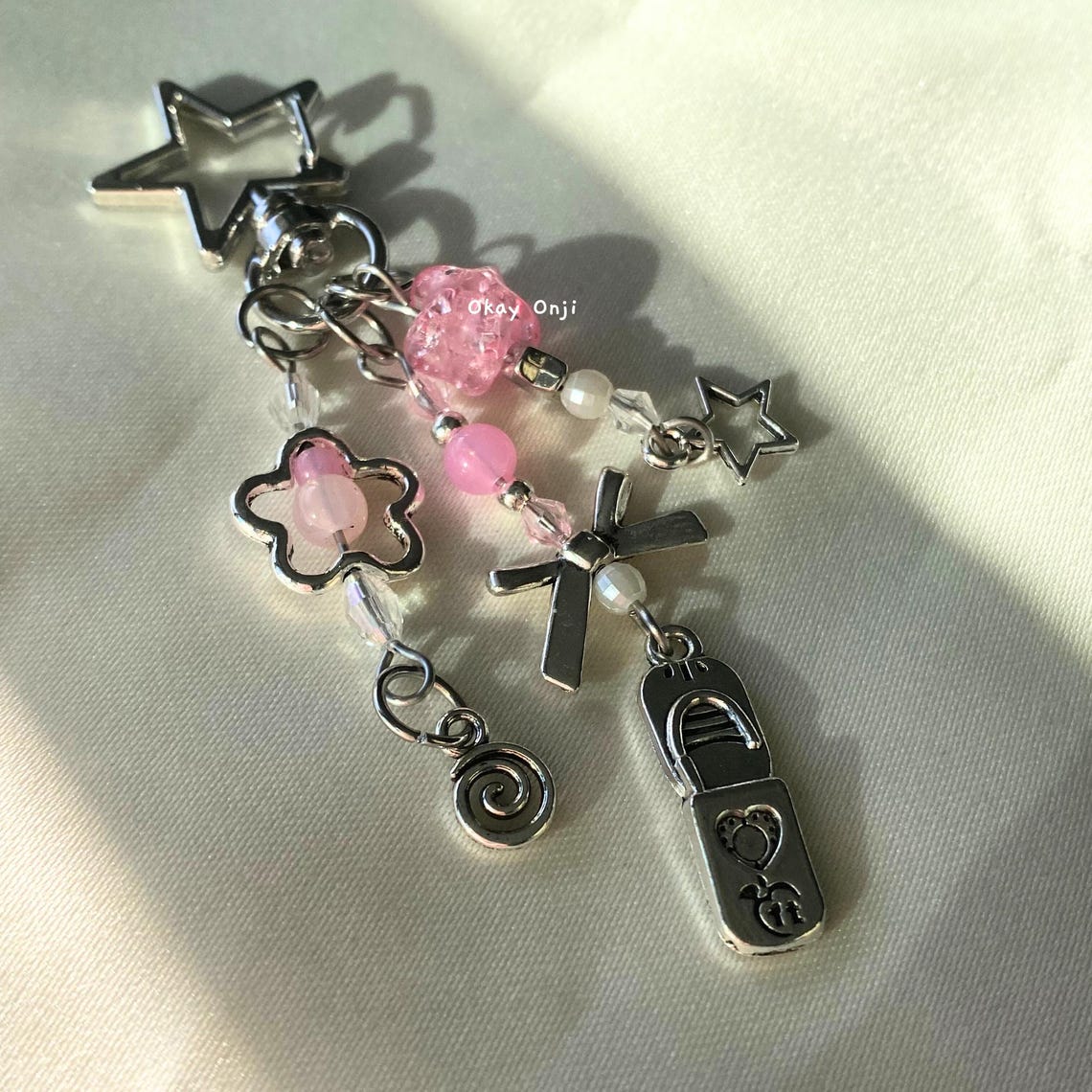 Y2K Flip Phone Keychain, Aesthetic Phone Accessories, Gifts for Her ...