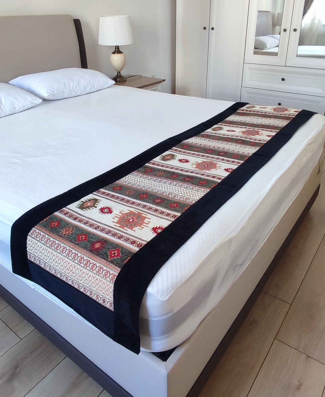 Handmade Bed Runner, Rug Pattern Beige,green&black Colors 20/78" Inches ...