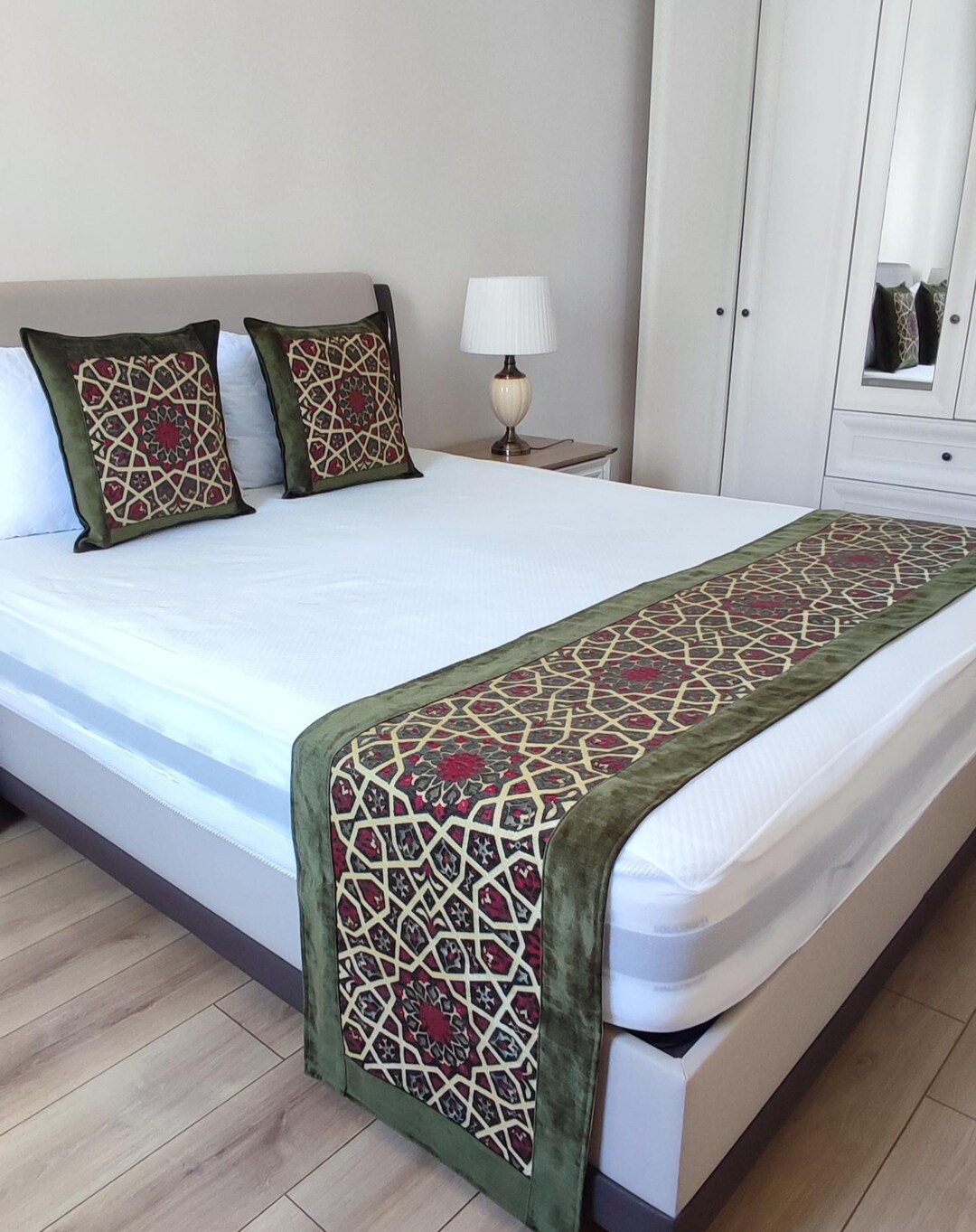 Bed Runner Set,tile Pattern Green Color,1 Bed Runner 20/106"inches & 2 ...