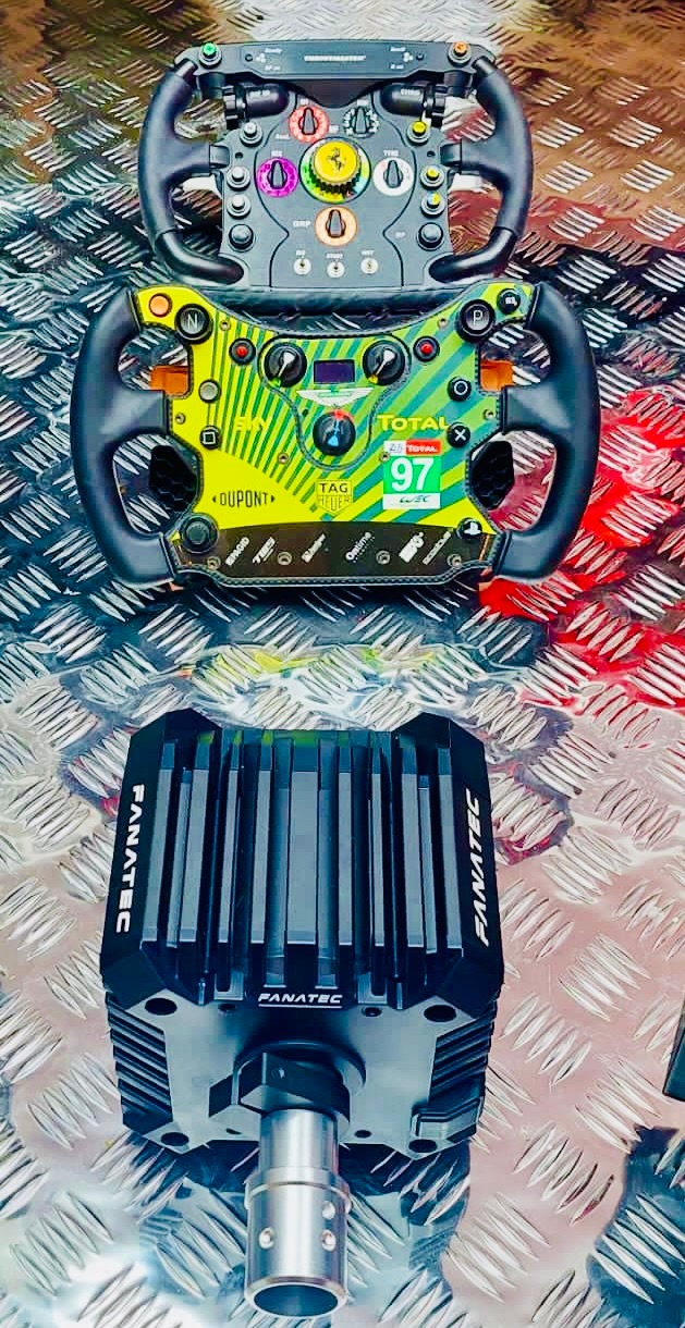 F1 Simulator Tubs, Games, Racing Cars, Formula One, FIA, JPS, Martini ...