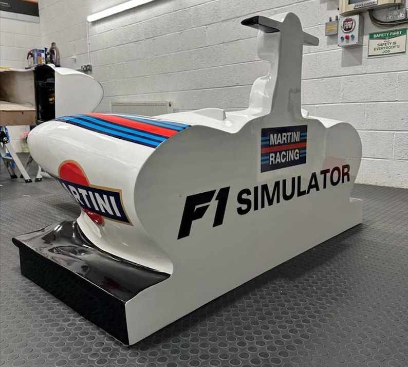 F1 Simulator Tubs, Games, Racing Cars, Formula One, FIA, JPS, Martini ...