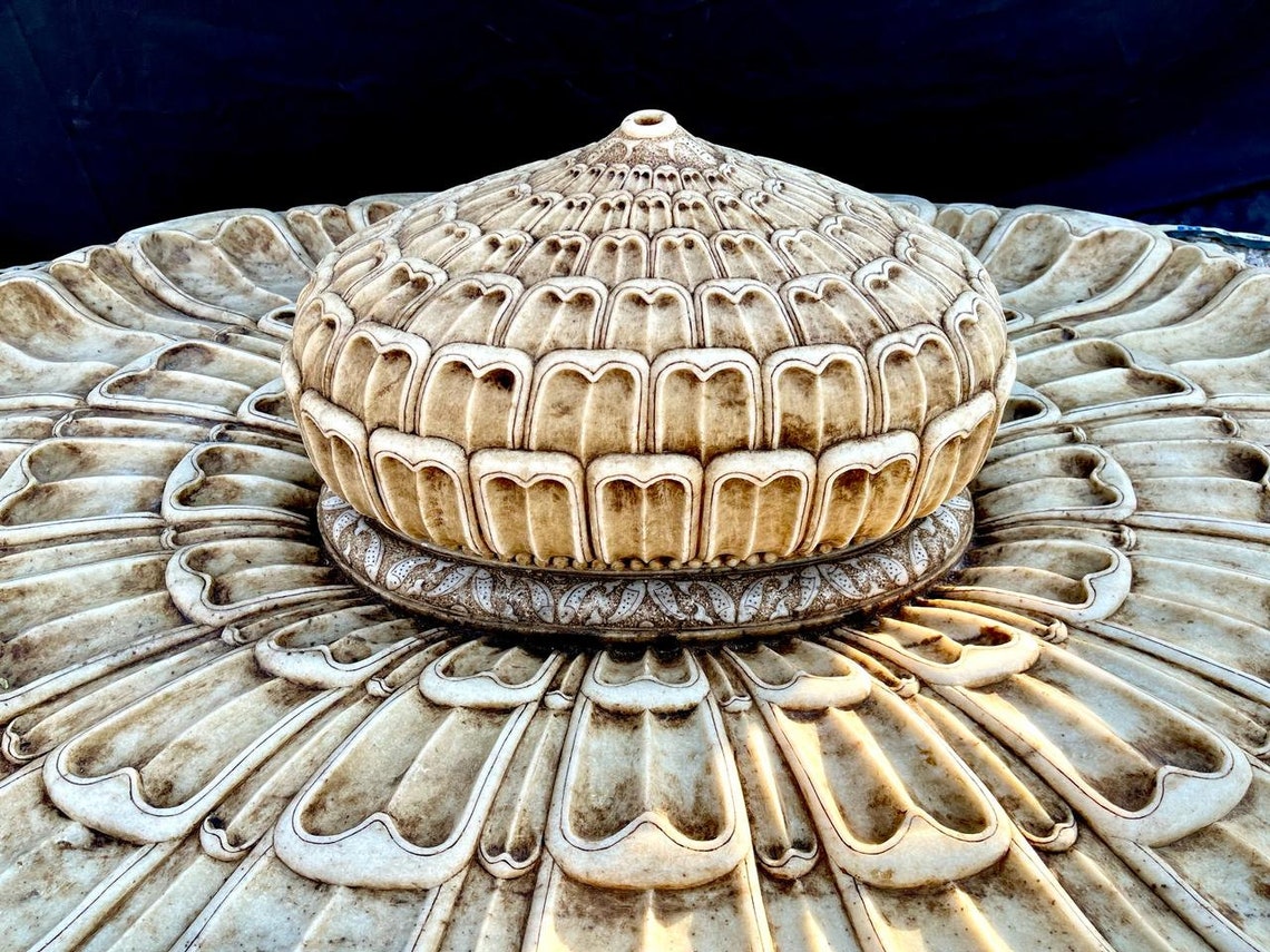 Old Mughal Inspired Fountain, Luxury Carved Sprinkler Fountain, Naag ...