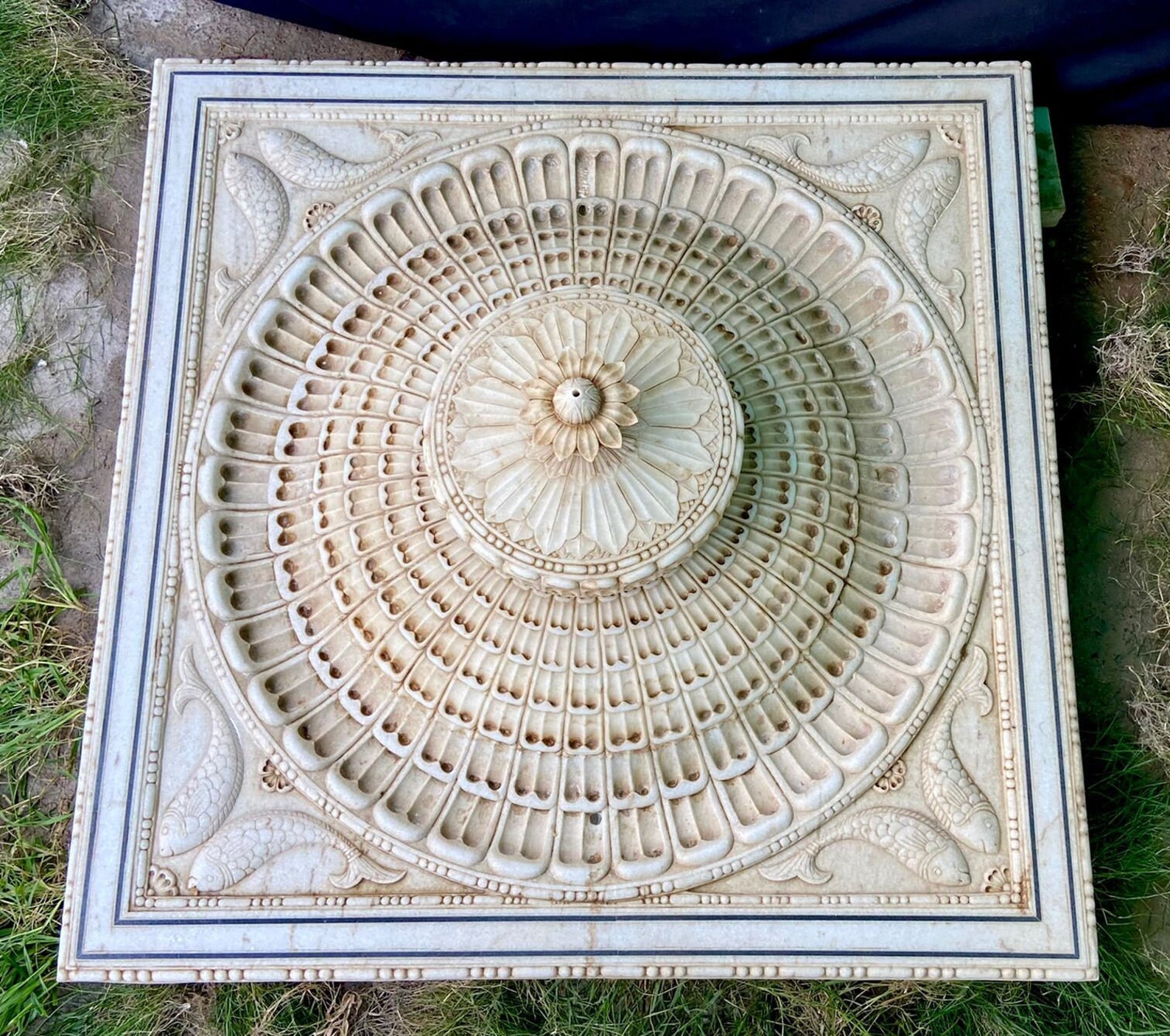 Luxury Carved Sprinkler Fountain, Garden Decor, Indoor Water Fountain ...