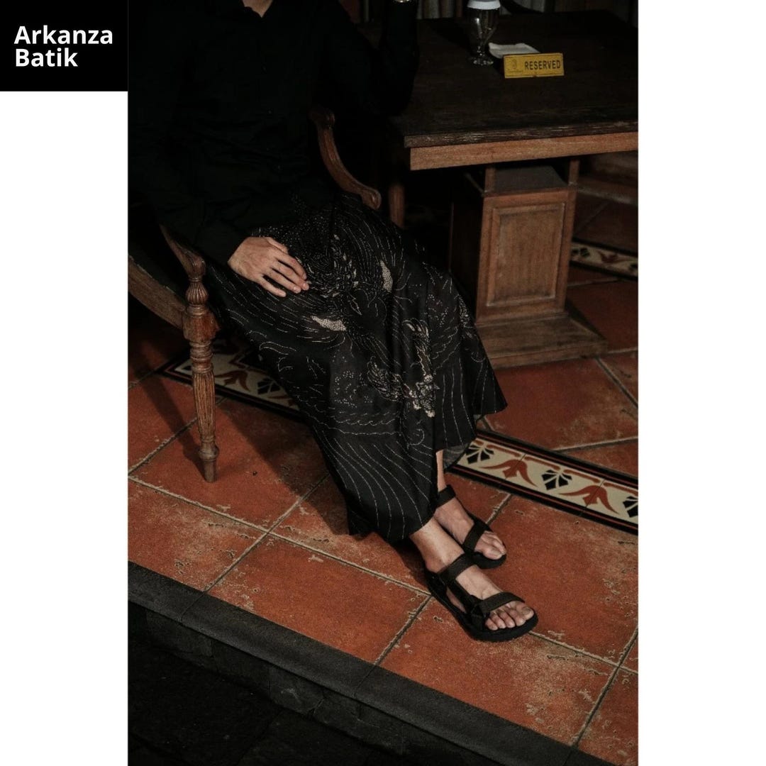 Indonesian Batik Sarong for Men Muslim Prayer - Print Sarong - Beach ...