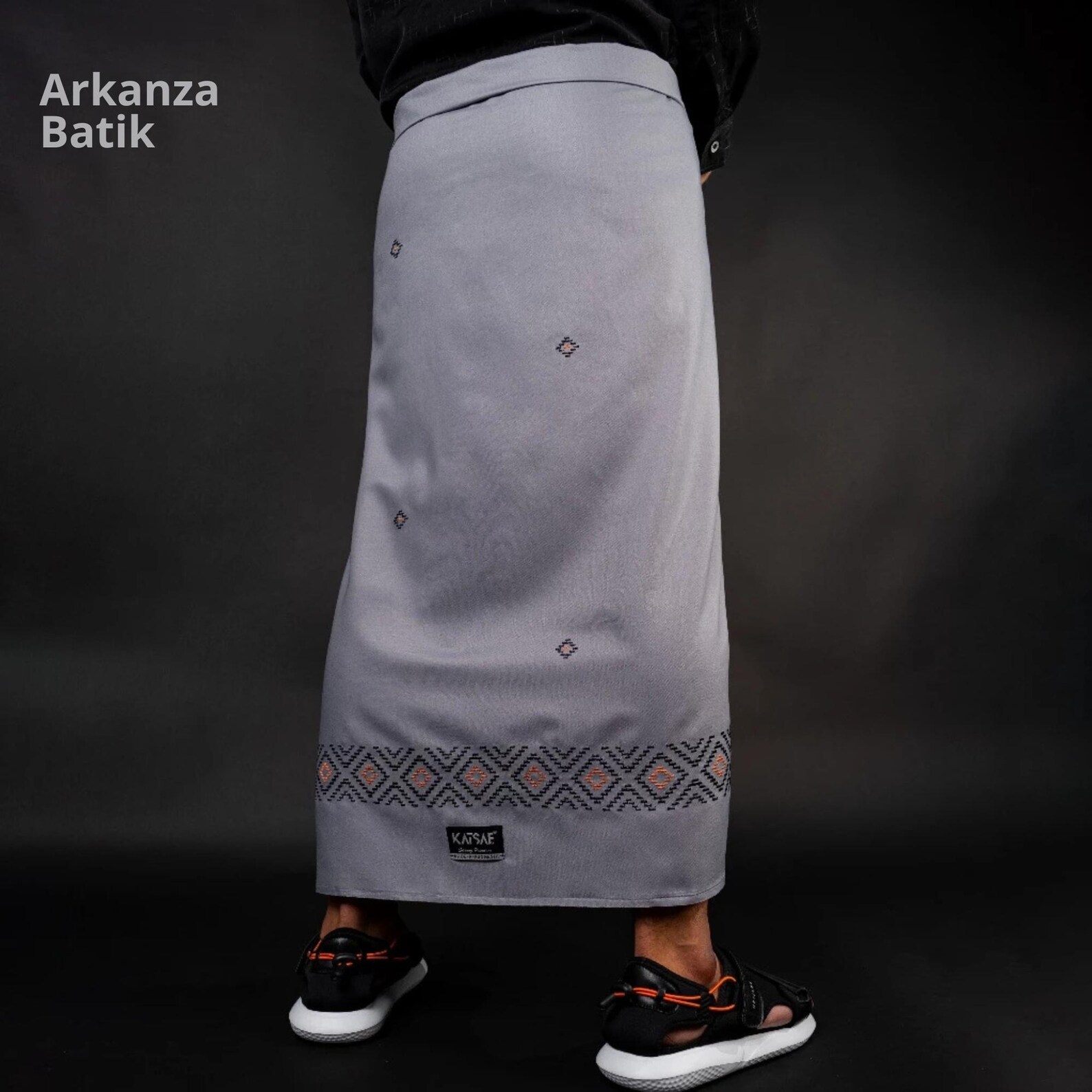 Luxury Men's Muslim Batik Sarong Made From Premium Thobe Fabric for ...