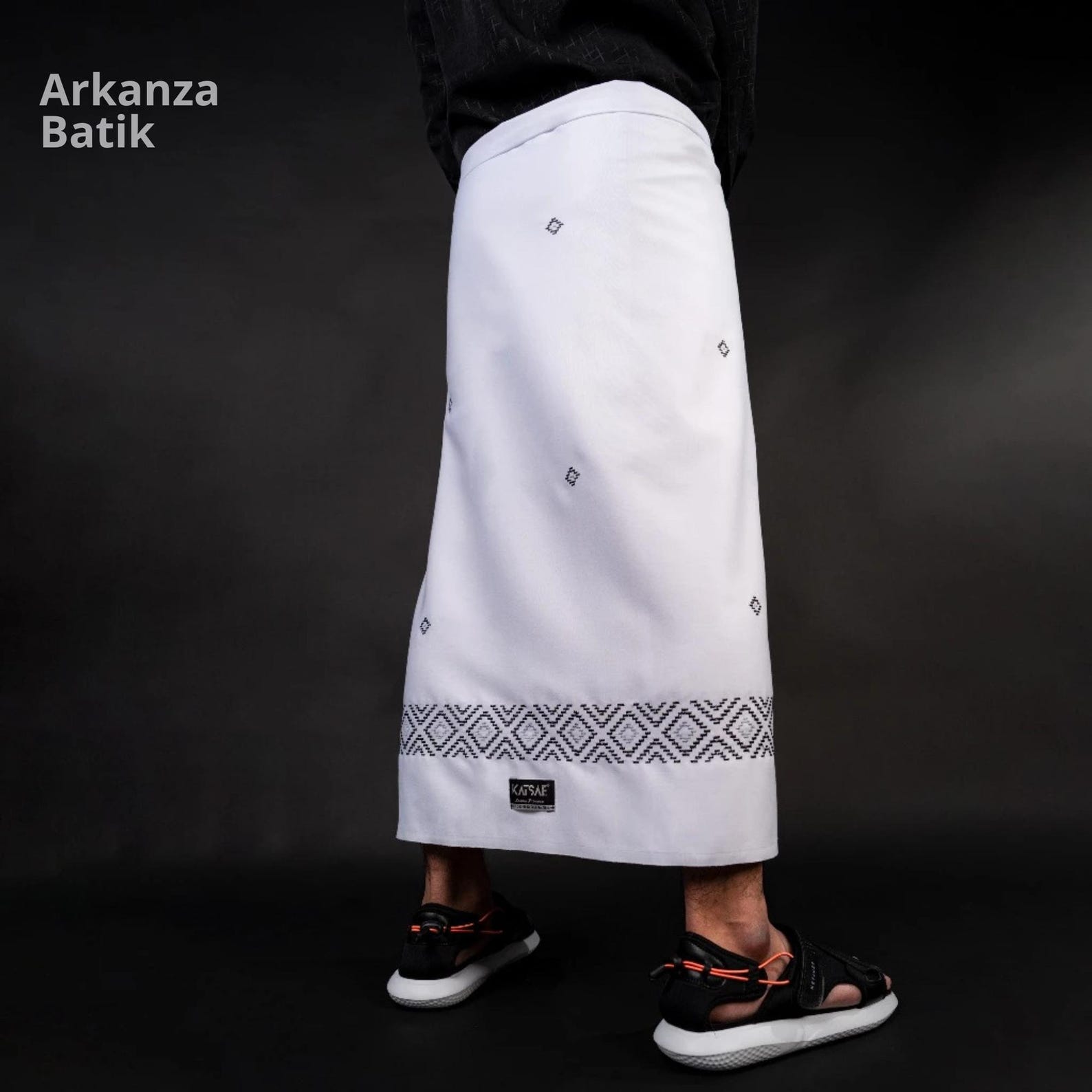 Luxury Men's Muslim Batik Sarong Made From Premium Thobe Fabric for ...