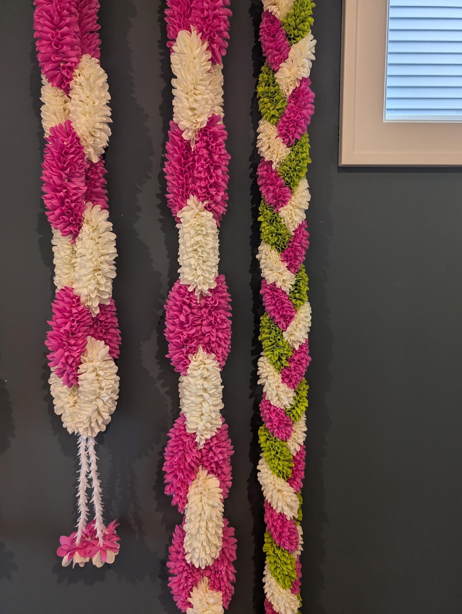 Jada and Chain Hanging Flower Set | Indian Flower Decor | Flower ...