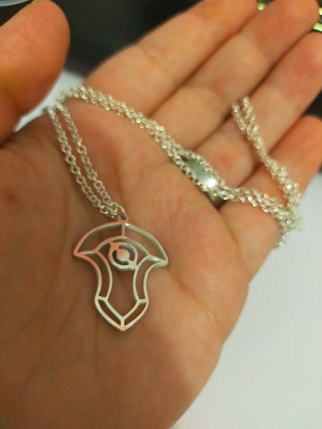 FFXIV Azem Crystal Symbol Necklace - Etsy