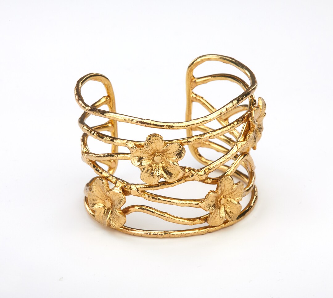 Wide Gold Tone Flower on Wire Frame Cuff Bracelet, Brass Floating ...
