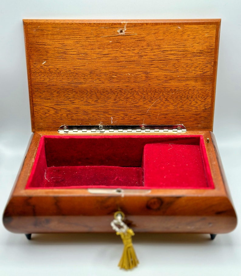 Vintage Handcrafted Sorrento Italian Music Box Jewelry Box Plays come ...