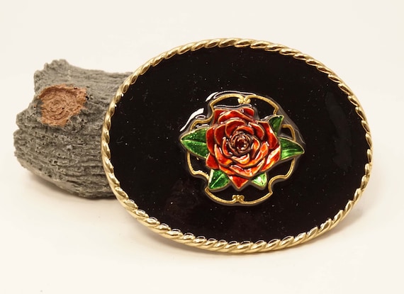 Belt buckle black shield with gold rope edge with rose - Gem