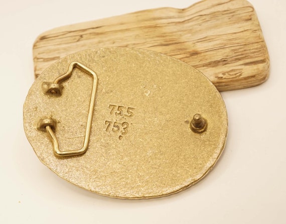 Belt buckle black shield with gold rope edge with rose - Gem