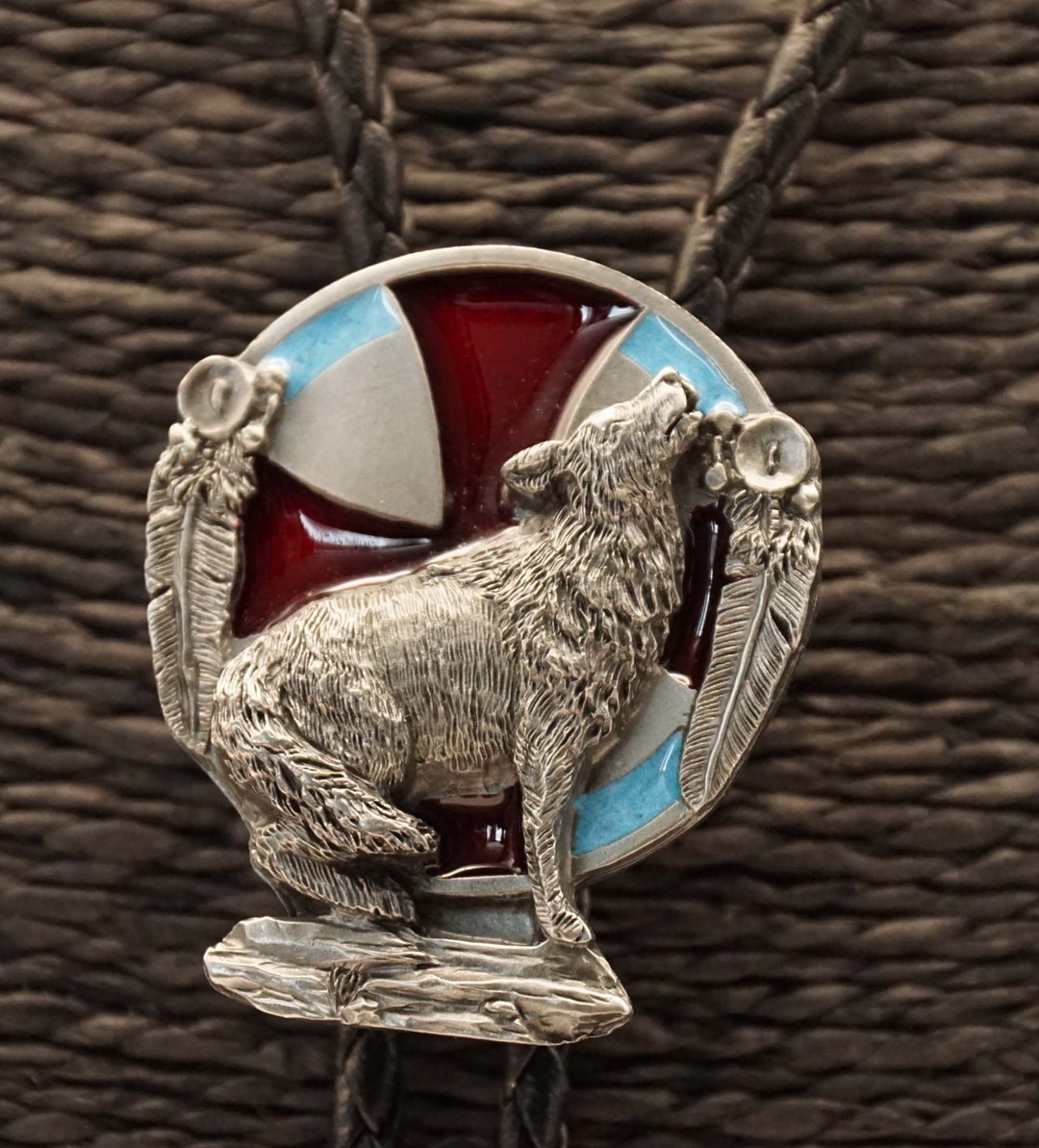 Bolo Tie - Laced Tie Howling Wolf With Feathers on Red / Blue ...