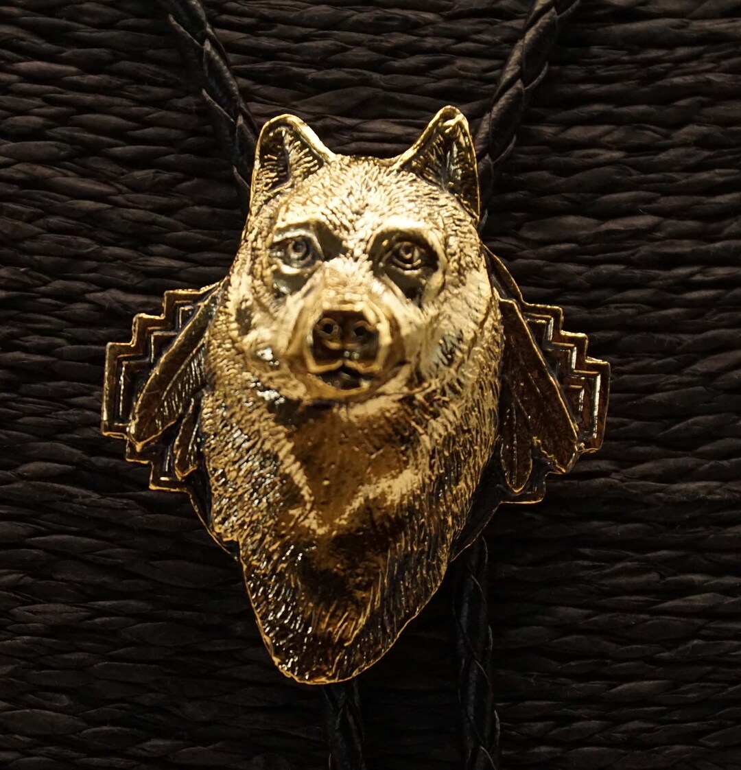 Bolo Tie Lace Tie Golden Wolf Head With 4 Feathers - Etsy