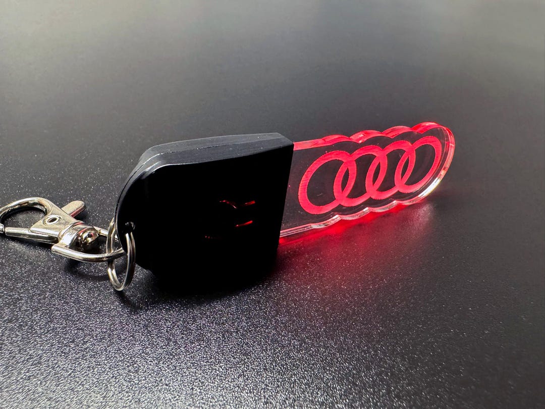 Audi Rings Logo LED Light Keyring / Keychain - 7 Colour Light ...