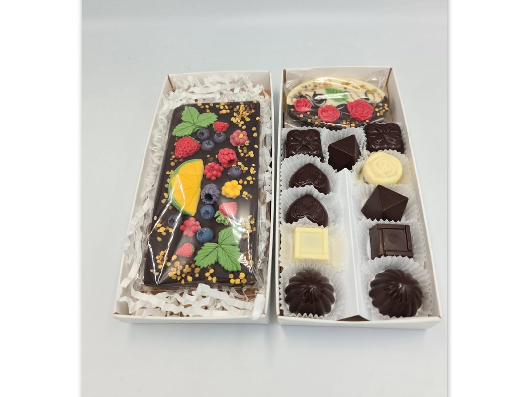 Handmade Belgium Chocolates With Bee Pollen & Cranberry: Gourmet Gift ...