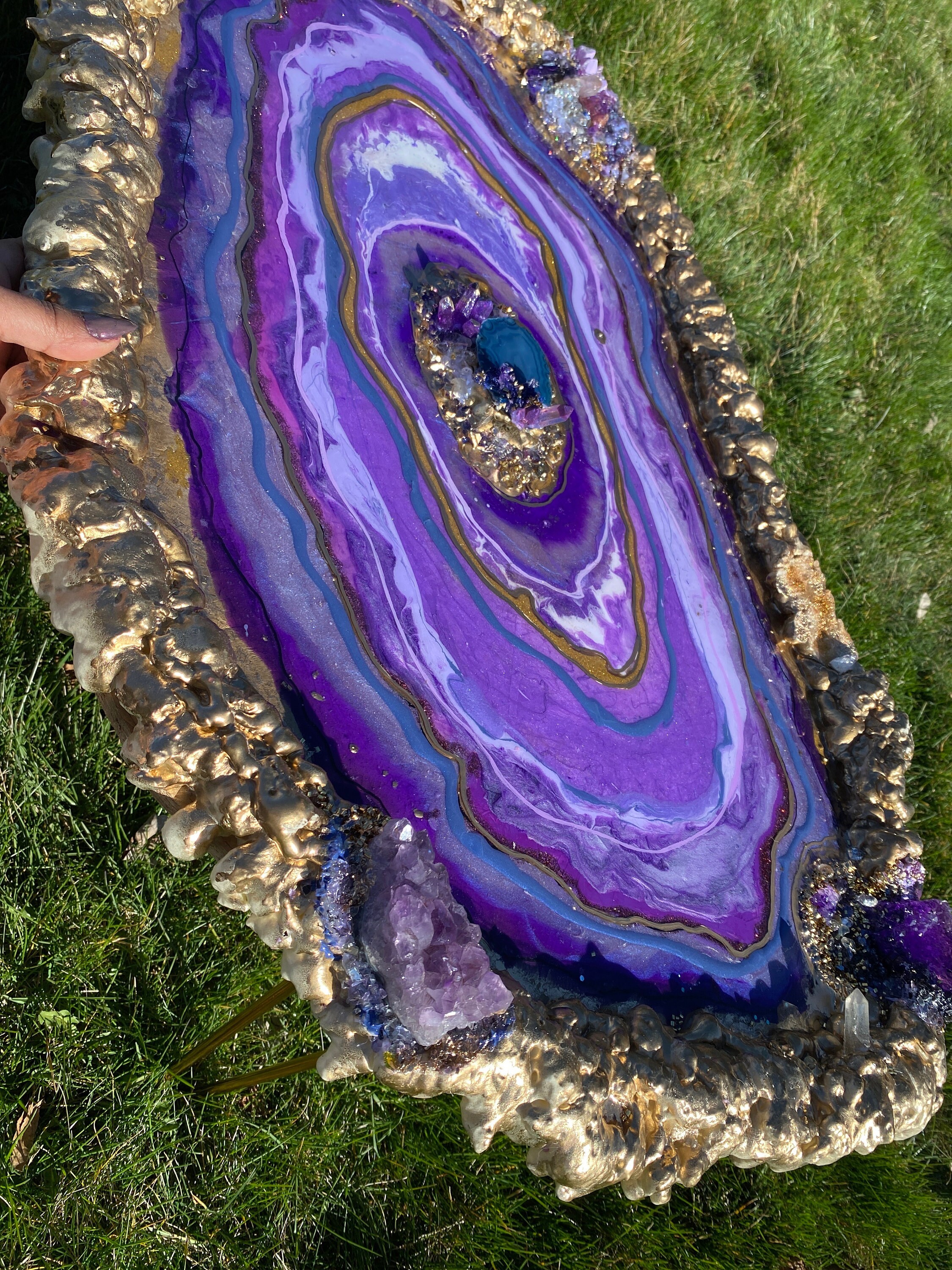 Amethyst Table/ Geode Table With Gold Highlights/ Arabstyle Resin ...