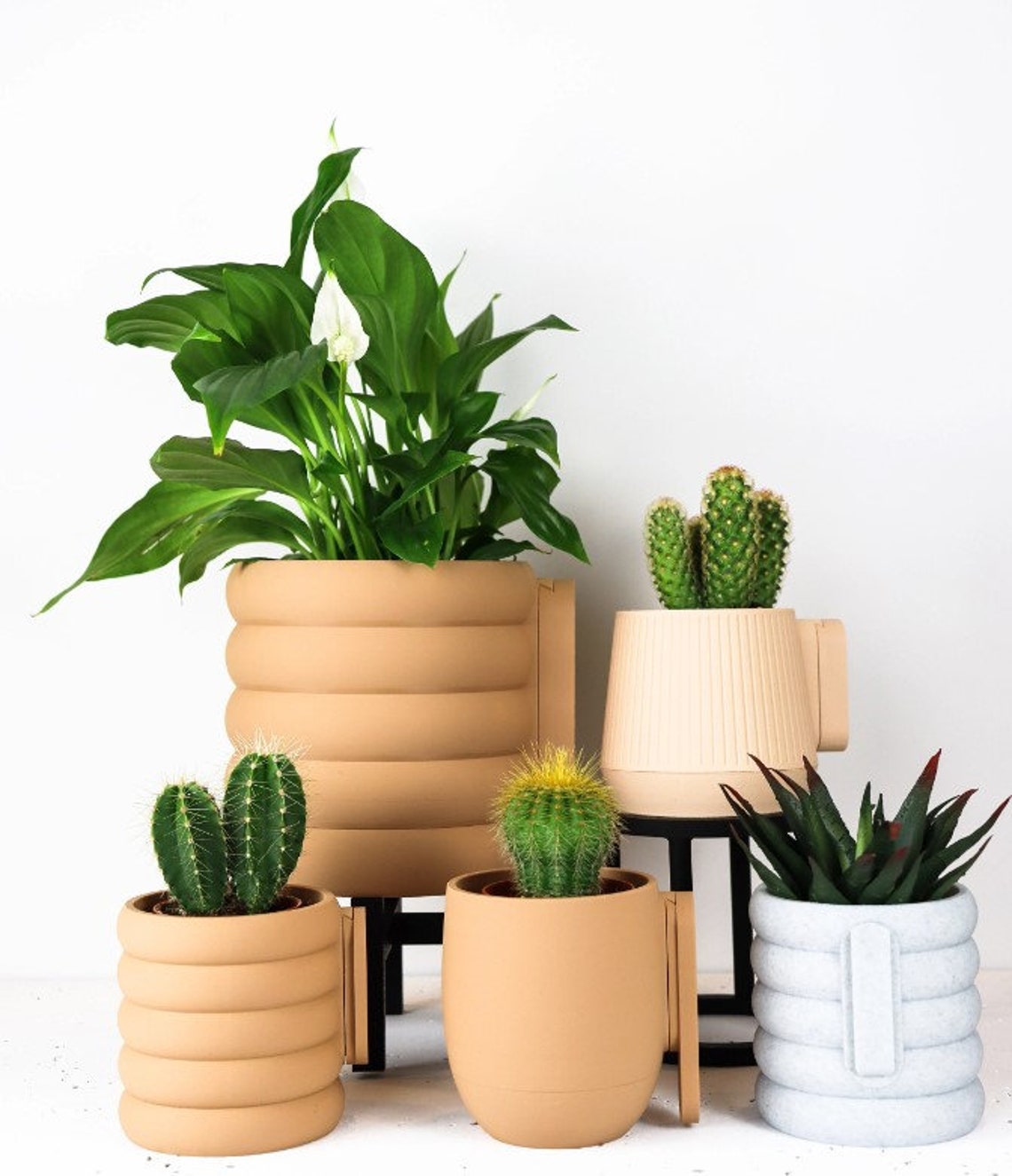 Wall Planter grid With Hidden Drip Tray 25 Color Options / Different ...