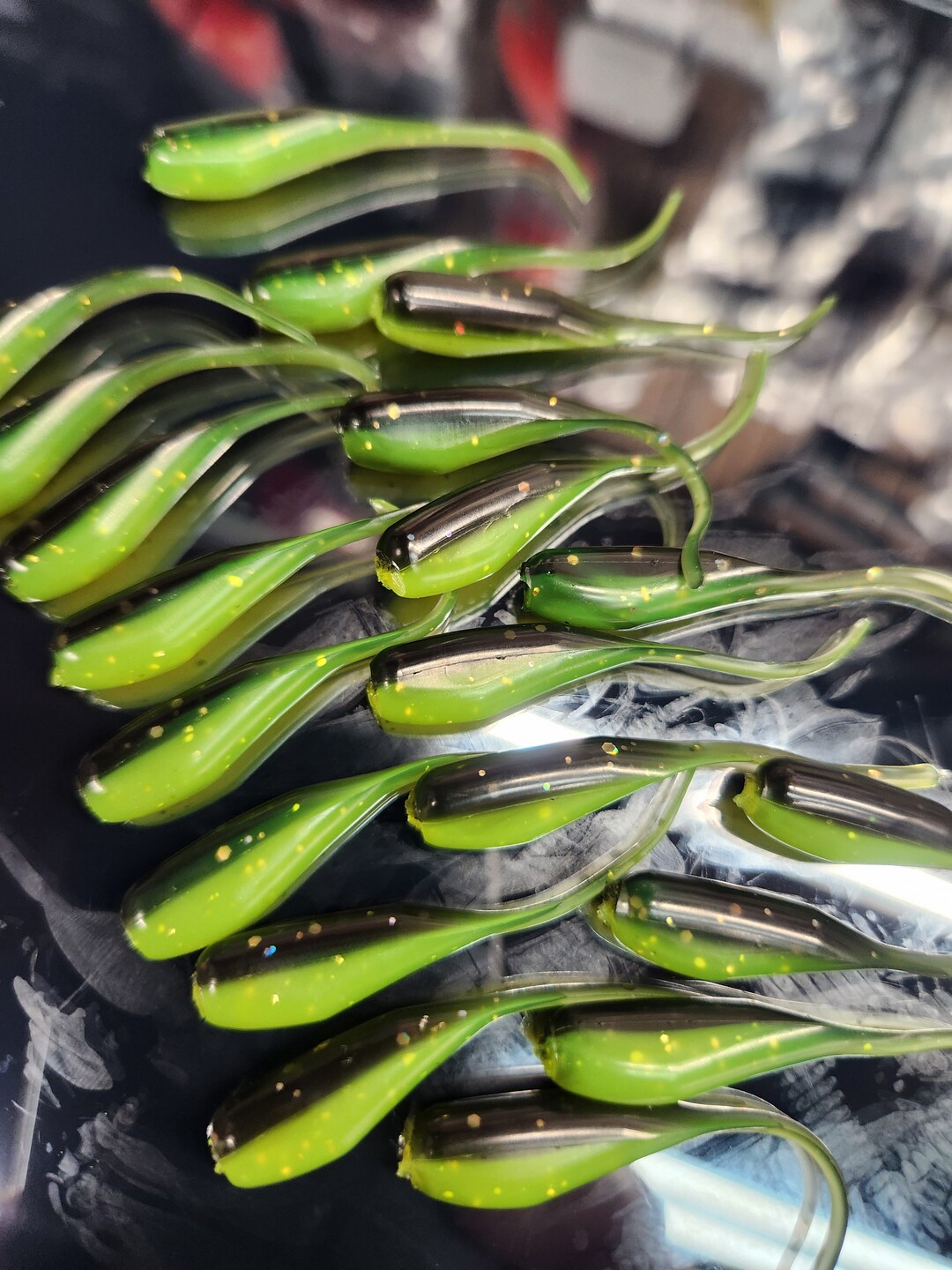 STS 2.00 BA Stinger Tail Soft Plastic Crappie Fishing Bait Toxic Tea ...