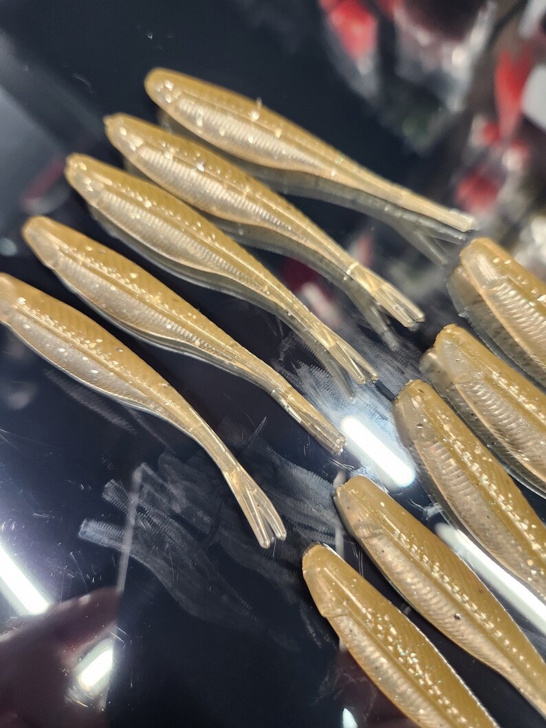 STS 3.0 Tracer Shad Soft Plastic Bass Fishing Bait -- Tennessee Shad - Etsy