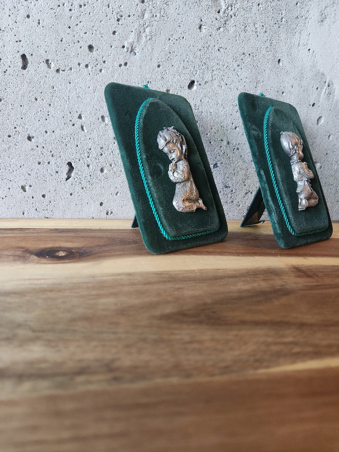 Vintage Pewter Boy & Girl Praying-vintage Genuine Pewter-green Velvet ...