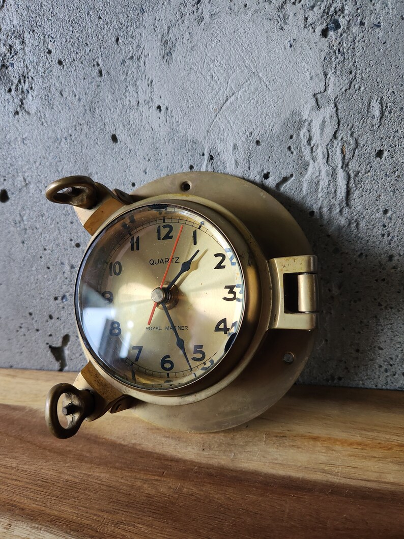 Vintage Royal Mariner Brass Ship Clock-heavy-small Chips in Glass ...