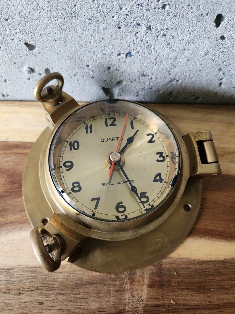 Vintage Royal Mariner Brass Ship Clock-heavy-small Chips in Glass ...