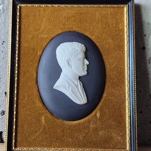 Vintage Wedgwood Black Jasperware Medallion Plaque of John F Kennedy ...
