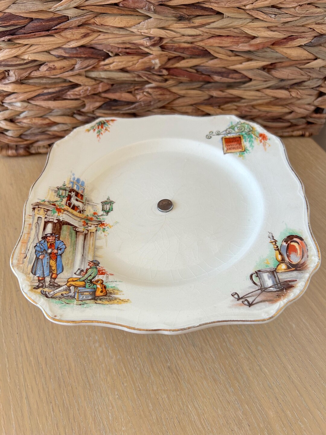 J&G Meakin Sol England Cake Stand Charles Dickens Pickwick Papers ...